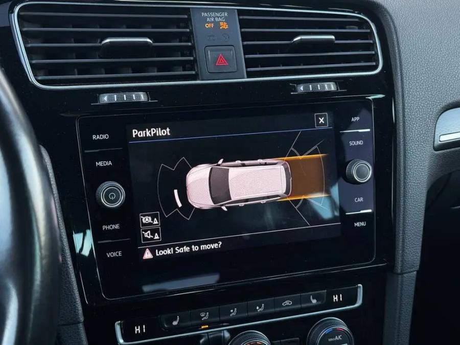 Melns Volkswagen Golf 2019 Rīga, ar dzinēja tilpumu 2.00 L un nobraukumu 231 tūkst. km par 13500 €, foto 21 vietnē AUTOMOTO.COM.LV