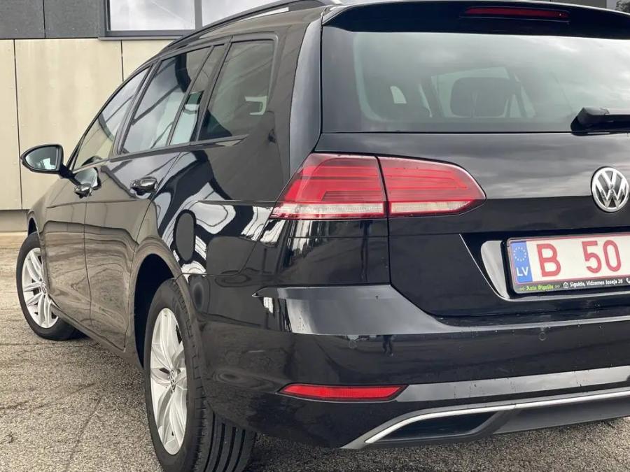 Melns Volkswagen Golf 2019 Sigulda, ar dzinēja tilpumu 2.00 L un nobraukumu 212 tūkst. km par 11690 €, foto 11 vietnē AUTOMOTO.COM.LV