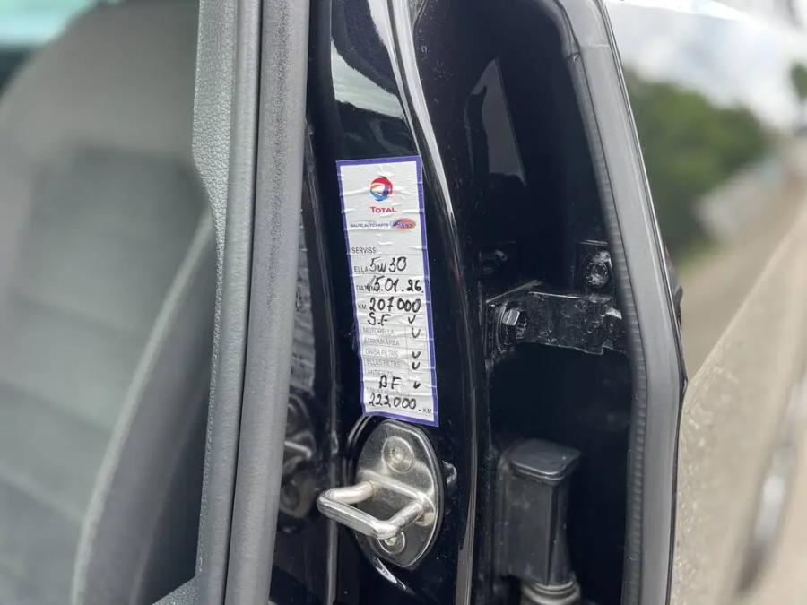 Melns Volkswagen Golf 2019 Sigulda, ar dzinēja tilpumu 2.00 L un nobraukumu 212 tūkst. km par 11690 €, foto 17 vietnē AUTOMOTO.COM.LV