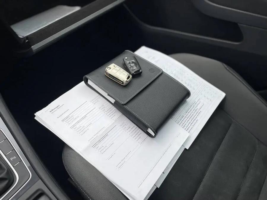 Melns Volkswagen Golf 2019 Sigulda, ar dzinēja tilpumu 2.00 L un nobraukumu 212 tūkst. km par 11690 €, foto 19 vietnē AUTOMOTO.COM.LV