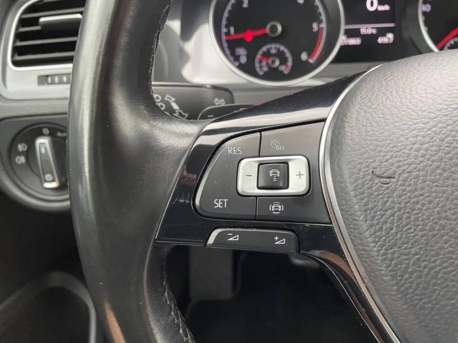 Melns Volkswagen Golf 2019 Sigulda, ar dzinēja tilpumu 2.00 L un nobraukumu 212 tūkst. km par 11690 €, foto 28 vietnē AUTOMOTO.COM.LV