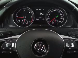 Melns Volkswagen Golf 2019 Rīga, ar dzinēja tilpumu 2.00 L un nobraukumu 236 tūkst. km par 11690 €, foto 18 vietnē AUTOMOTO.COM.LV