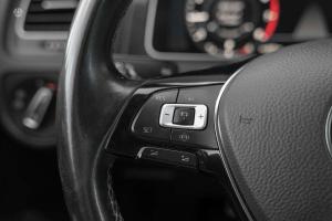Black Volkswagen Golf 2019 in Vilnius, with an engine capacity of 1.50 L and mileage of 157 thousand km for 13950 €, photo 18 on AUTOMOTO.COM.LV