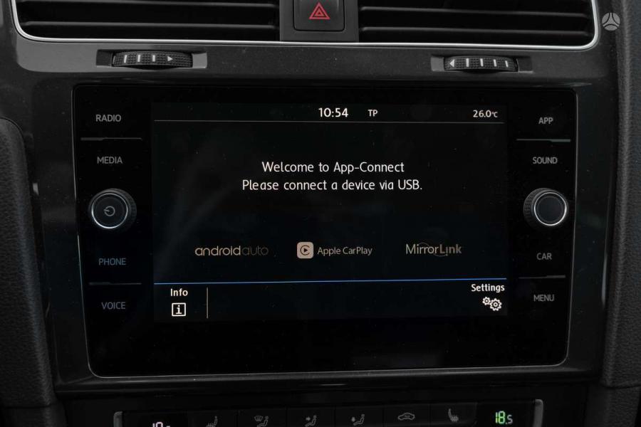 Black Volkswagen Golf 2019 in Vilnius, with an engine capacity of 1.50 L and mileage of 157 thousand km for 13950 €, photo 23 on AUTOMOTO.COM.LV