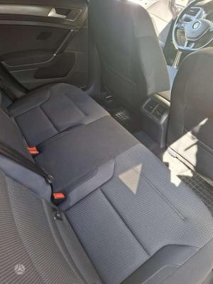 Black Volkswagen Golf 2019 in Ukmerge, with an engine capacity of 1.60 L and mileage of 251 thousand km for 8595 €, photo 11 on AUTOMOTO.COM.LV