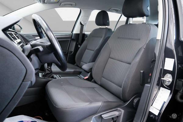 Black Volkswagen Golf 2019 in Kaunas, with an engine capacity of 1.00 L and mileage of 195 thousand km for 9490 €, photo 6 on AUTOMOTO.COM.LV