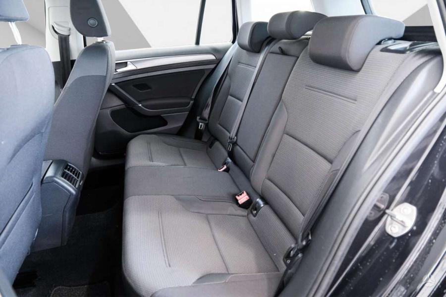 Melns Volkswagen Golf 2019 Kauņa, ar dzinēja tilpumu 1.00 L un nobraukumu 195 tūkst. km par 9490 €, foto 8 vietnē AUTOMOTO.COM.LV