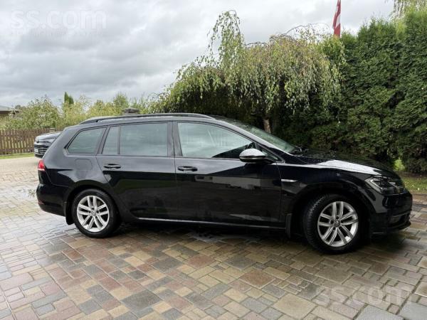 Black Volkswagen Golf 2019 in Jelgava, with an engine capacity of 1.50 L and mileage of 177 thousand km for 12700 €, photo 3 on AUTOMOTO.COM.LV