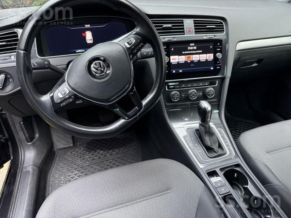 Black Volkswagen Golf 2019 in Jelgava, with an engine capacity of 1.50 L and mileage of 177 thousand km for 12700 €, photo 5 on AUTOMOTO.COM.LV