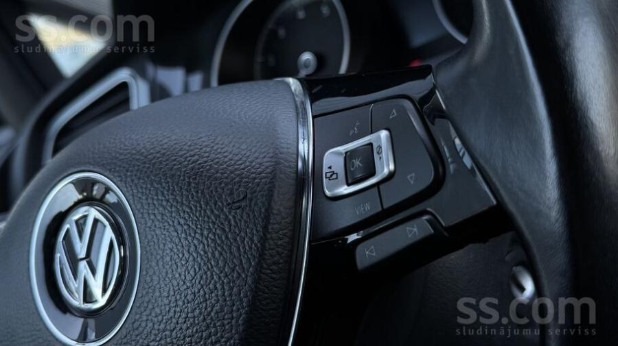 Melns Volkswagen Golf 2019 Rīga, ar dzinēja tilpumu 1.50 L un nobraukumu 158 tūkst. km par 8950 €, foto 24 vietnē AUTOMOTO.COM.LV