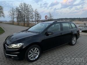 Black Volkswagen Golf 2020 in Jurmala, with an engine capacity of 2.00 L and mileage of 159 thousand km for 14500 €, photo 2 on AUTOMOTO.COM.LV