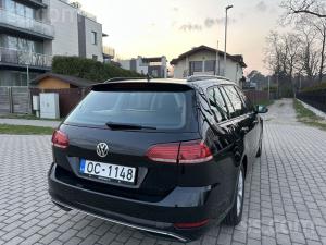 Black Volkswagen Golf 2020 in Jurmala, with an engine capacity of 2.00 L and mileage of 159 thousand km for 14500 €, photo 6 on AUTOMOTO.COM.LV