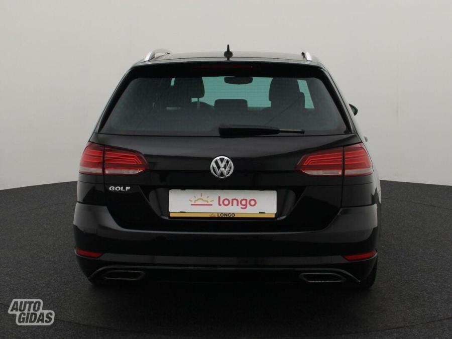 Black Volkswagen Golf 2020 in Vilnius, with an engine capacity of 1.50 L and mileage of 219 thousand km for 11699 €, photo 5 on AUTOMOTO.COM.LV