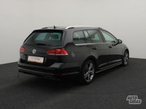 Black Volkswagen Golf 2020 in Vilnius, with an engine capacity of 1.50 L and mileage of 219 thousand km for 11699 €, photo 8 on AUTOMOTO.COM.LV