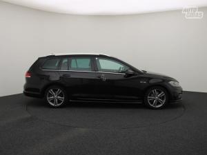Black Volkswagen Golf 2020 in Vilnius, with an engine capacity of 1.50 L and mileage of 219 thousand km for 11699 €, photo 9 on AUTOMOTO.COM.LV