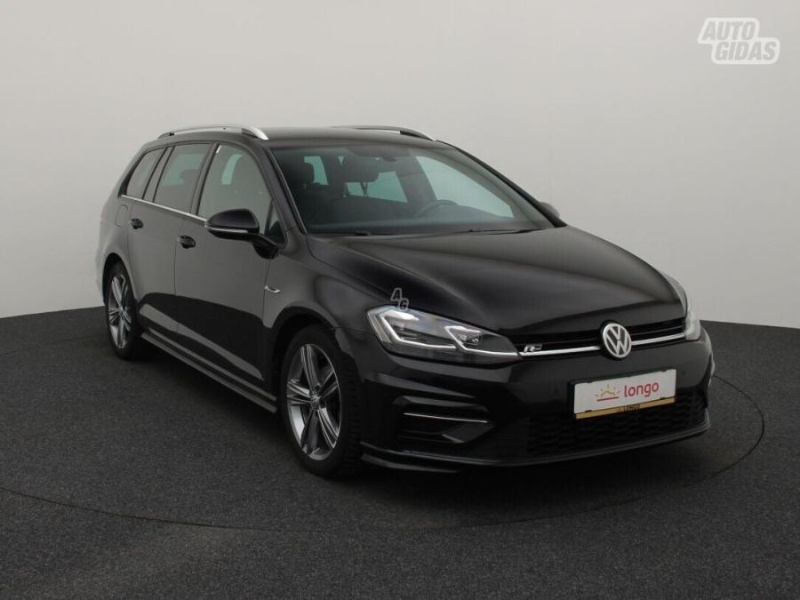 Black Volkswagen Golf 2020 in Vilnius, with an engine capacity of 1.50 L and mileage of 219 thousand km for 11699 €, photo 10 on AUTOMOTO.COM.LV