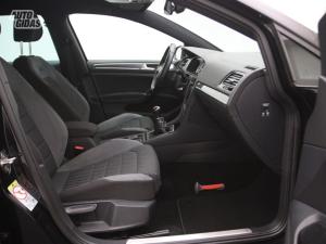 Black Volkswagen Golf 2020 in Vilnius, with an engine capacity of 1.50 L and mileage of 219 thousand km for 11699 €, photo 14 on AUTOMOTO.COM.LV