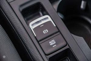 Melns Volkswagen Golf 2020 Kauņa, ar dzinēja tilpumu 1.00 L un nobraukumu 194 tūkst. km par 9490 €, foto 22 vietnē AUTOMOTO.COM.LV
