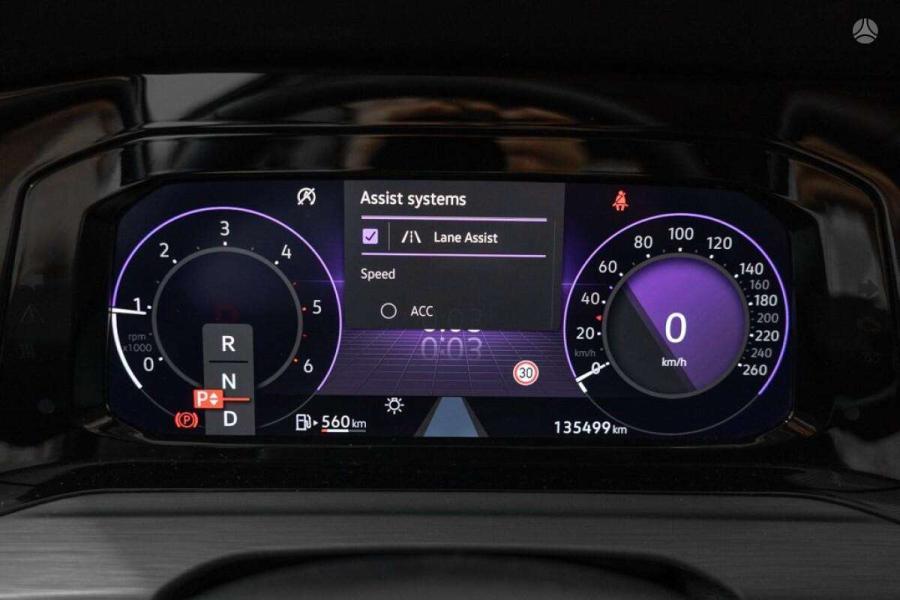 Black Volkswagen Golf 2021 in Vilnius, with an engine capacity of 2.00 L and mileage of 135 thousand km for 18200 €, photo 12 on AUTOMOTO.COM.LV
