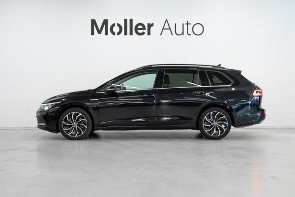 Black Volkswagen Golf 2021 in Vilnius, with an engine capacity of 2.00 L and mileage of 135 thousand km for 18200 €, photo 6 on AUTOMOTO.COM.LV