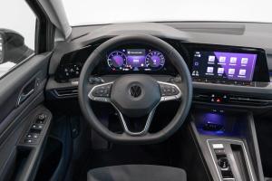 Black Volkswagen Golf 2021 in Vilnius, with an engine capacity of 2.00 L and mileage of 135 thousand km for 18200 €, photo 14 on AUTOMOTO.COM.LV