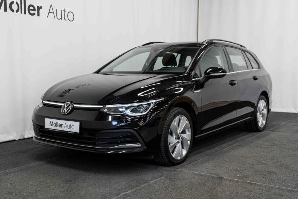 Black Volkswagen Golf 2021 in Tallinn, with an engine capacity of 2.00 L and mileage of 118 thousand km for 20900 €, photo 1 on AUTOMOTO.COM.LV