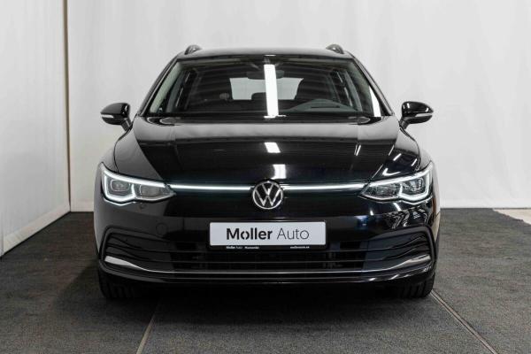 Black Volkswagen Golf 2021 in Tallinn, with an engine capacity of 2.00 L and mileage of 118 thousand km for 20900 €, photo 2 on AUTOMOTO.COM.LV