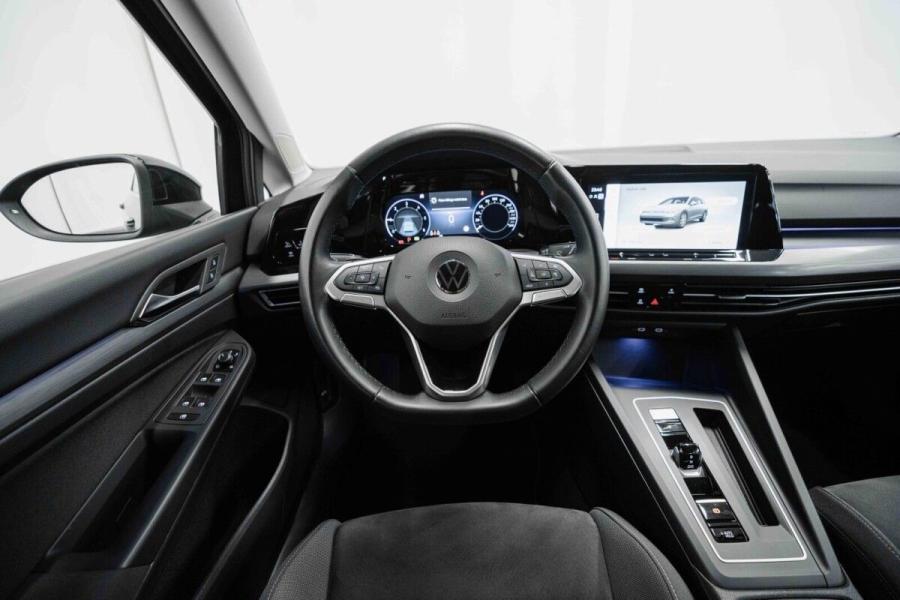 Melns Volkswagen Golf 2021 Tallina, ar dzinēja tilpumu 2.00 L un nobraukumu 118 tūkst. km par 20900 €, foto 11 vietnē AUTOMOTO.COM.LV