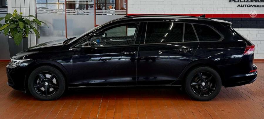 Black Volkswagen Golf 2021 in Kaunas, with an engine capacity of 1.97 L and mileage of 226 thousand km for 12900 €, photo 6 on AUTOMOTO.COM.LV