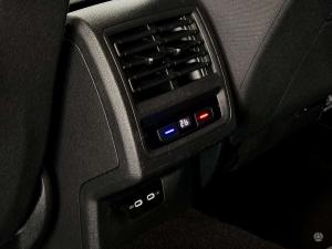 Black Volkswagen Golf 2021 in Kaunas, with an engine capacity of 1.97 L and mileage of 226 thousand km for 12900 €, photo 26 on AUTOMOTO.COM.LV