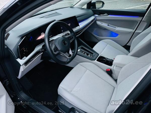 Melns Volkswagen Golf 2022 Tallina, ar dzinēja tilpumu 2.00 L un nobraukumu 175 tūkst. km par 17900 €, foto 11 vietnē AUTOMOTO.COM.LV