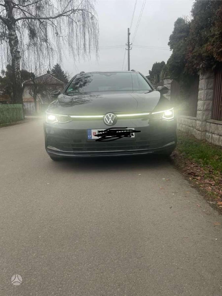 Black Volkswagen Golf 2022 in Kaunas, with an engine capacity of 2.00 L and mileage of 71 thousand km for 21500 €, photo 19 on AUTOMOTO.COM.LV