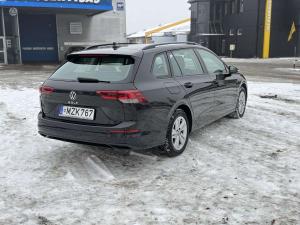 Black Volkswagen Golf 2022 in Siauliai, with an engine capacity of 1.50 L and mileage of 12 thousand km for 17999 €, photo 4 on AUTOMOTO.COM.LV