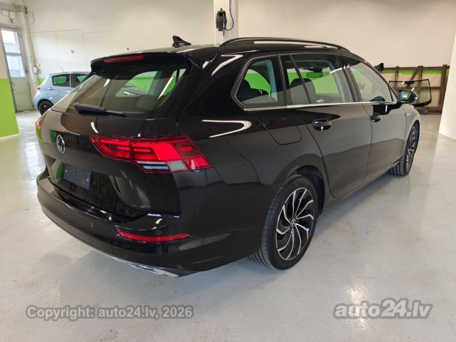 Melns Volkswagen Golf 2022 Tallina, ar dzinēja tilpumu 2.00 L un nobraukumu 204 tūkst. km par 15750 €, foto 4 vietnē AUTOMOTO.COM.LV