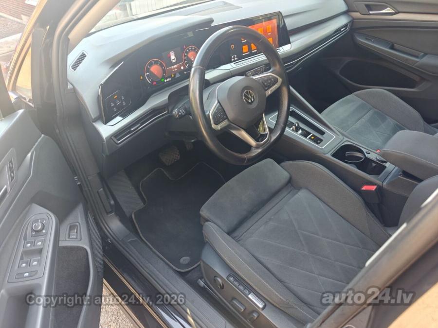 Melns Volkswagen Golf 2022 Tallina, ar dzinēja tilpumu 2.00 L un nobraukumu 204 tūkst. km par 15750 €, foto 15 vietnē AUTOMOTO.COM.LV