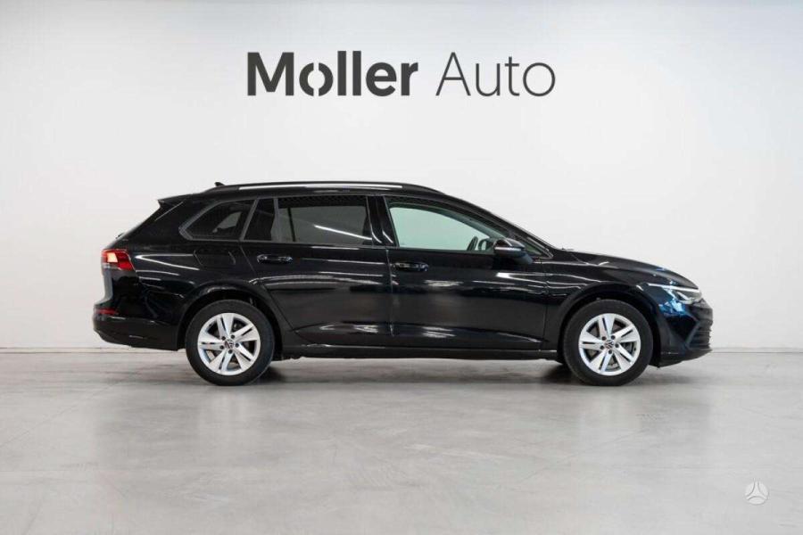 Black Volkswagen Golf 2022 in Vilnius, with an engine capacity of 2.00 L and mileage of 158 thousand km for 15900 €, photo 5 on AUTOMOTO.COM.LV