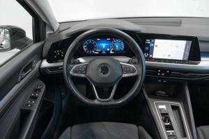 Black Volkswagen Golf 2022 in Vilnius, with an engine capacity of 2.00 L and mileage of 158 thousand km for 15900 €, photo 10 on AUTOMOTO.COM.LV