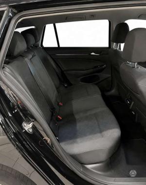 Black Volkswagen Golf 2022 in Kaunas, with an engine capacity of 1.97 L and mileage of 167 thousand km for 15500 €, photo 10 on AUTOMOTO.COM.LV