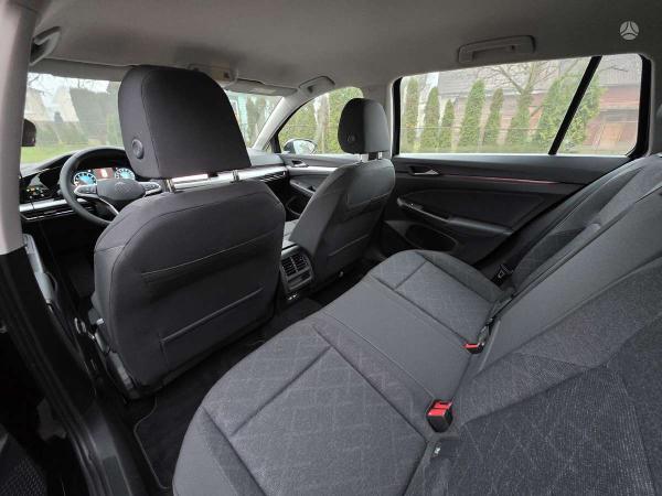 Melns Volkswagen Golf 2023 Raseiniai, ar dzinēja tilpumu 1.00 L un nobraukumu 27 tūkst. km par 16700 €, foto 11 vietnē AUTOMOTO.COM.LV