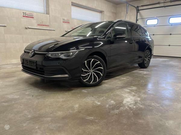 Melns Volkswagen Golf 2023 Marijampole, ar dzinēja tilpumu 1.00 L un nobraukumu 89 tūkst. km par 15972 €, foto 1 vietnē AUTOMOTO.COM.LV