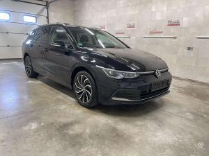 Black Volkswagen Golf 2023 in Marijampole, with an engine capacity of 1.00 L and mileage of 89 thousand km for 15972 €, photo 4 on AUTOMOTO.COM.LV