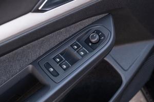Melns Volkswagen Golf 2023 Rīga, ar dzinēja tilpumu 1.50 L un nobraukumu 159 tūkst. km par 17900 €, foto 11 vietnē AUTOMOTO.COM.LV