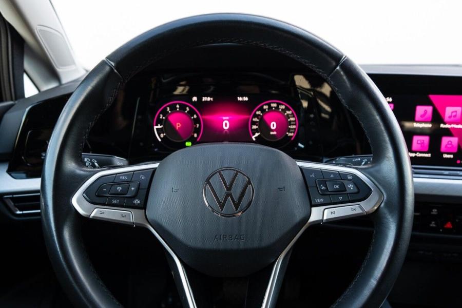 Melns Volkswagen Golf 2023 Rīga, ar dzinēja tilpumu 1.50 L un nobraukumu 159 tūkst. km par 17900 €, foto 12 vietnē AUTOMOTO.COM.LV