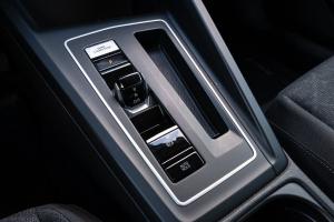 Melns Volkswagen Golf 2023 Rīga, ar dzinēja tilpumu 1.50 L un nobraukumu 159 tūkst. km par 17900 €, foto 19 vietnē AUTOMOTO.COM.LV