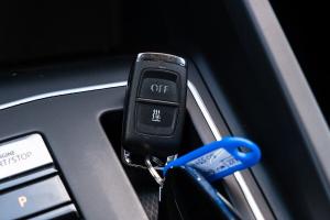 Melns Volkswagen Golf 2023 Rīga, ar dzinēja tilpumu 1.50 L un nobraukumu 159 tūkst. km par 17900 €, foto 20 vietnē AUTOMOTO.COM.LV