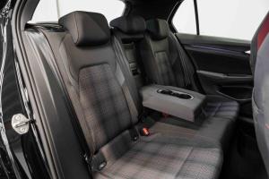 Черный Фольксваген Гольф 2023 в Таллин, объемом двигателя 2.00 л и пробегом 10 тыс. км за 31900 €, фото 14 на AUTOMOTO.COM.LV