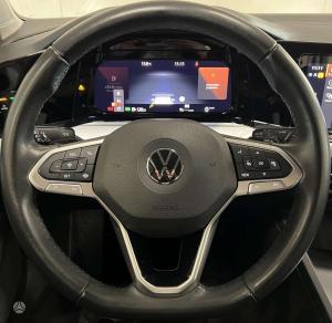Black Volkswagen Golf 2023 in Kaunas, with an engine capacity of 1.97 L and mileage of 168 thousand km for 14200 €, photo 7 on AUTOMOTO.COM.LV