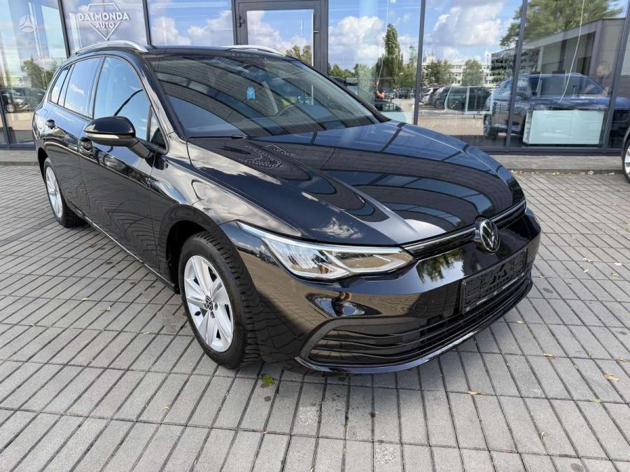 Black Volkswagen Golf 2023 in Kaunas, with an engine capacity of 1.00 L and mileage of 159 thousand km for 14200 €, photo 3 on AUTOMOTO.COM.LV