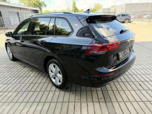 Black Volkswagen Golf 2023 in Kaunas, with an engine capacity of 1.00 L and mileage of 159 thousand km for 14200 €, photo 4 on AUTOMOTO.COM.LV