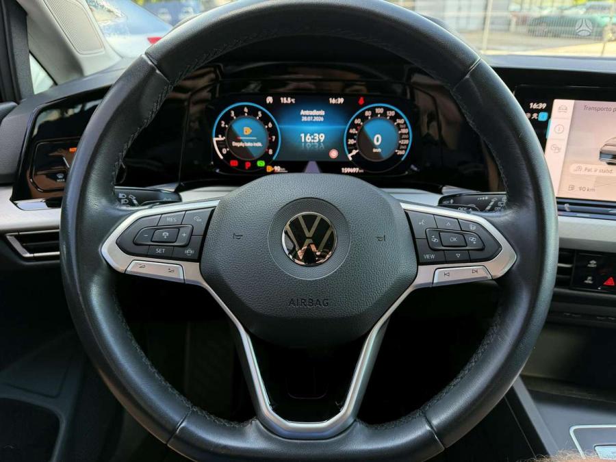 Black Volkswagen Golf 2023 in Kaunas, with an engine capacity of 1.00 L and mileage of 159 thousand km for 14200 €, photo 8 on AUTOMOTO.COM.LV